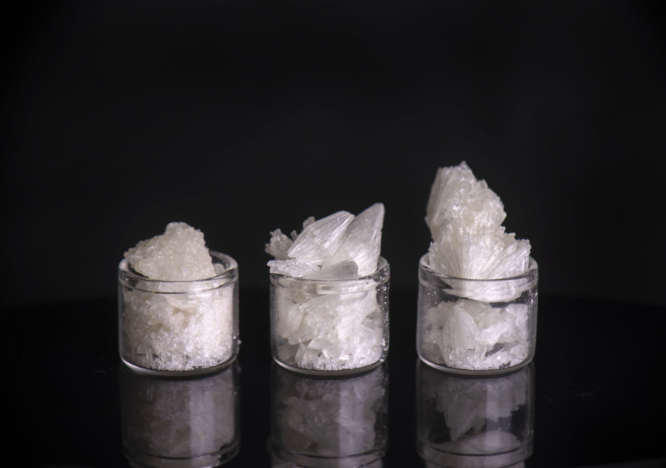 Best CBD Crystals (Pure Isolate Powders) for 2022— Daily CBD